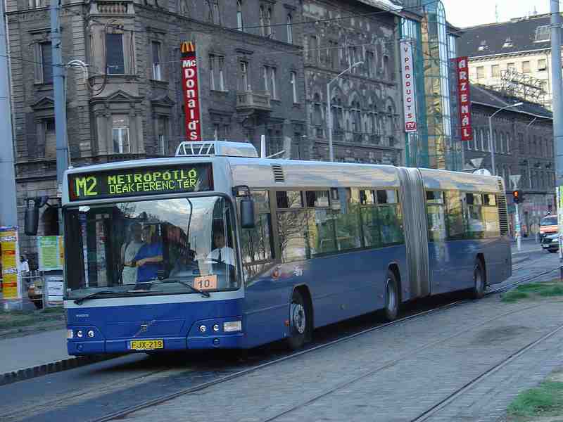 Magyar busszal is pótolható a metró - JÁRMŰIPAR.HU