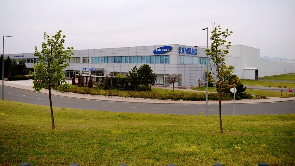 Első a Samsung, harmadik a Mercedes - JÁRMŰIPAR.HU