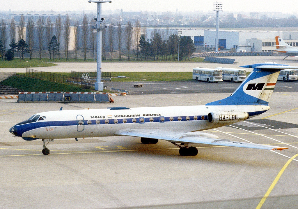 Búcsú a Tu-134-estől - JÁRMŰIPAR.HU