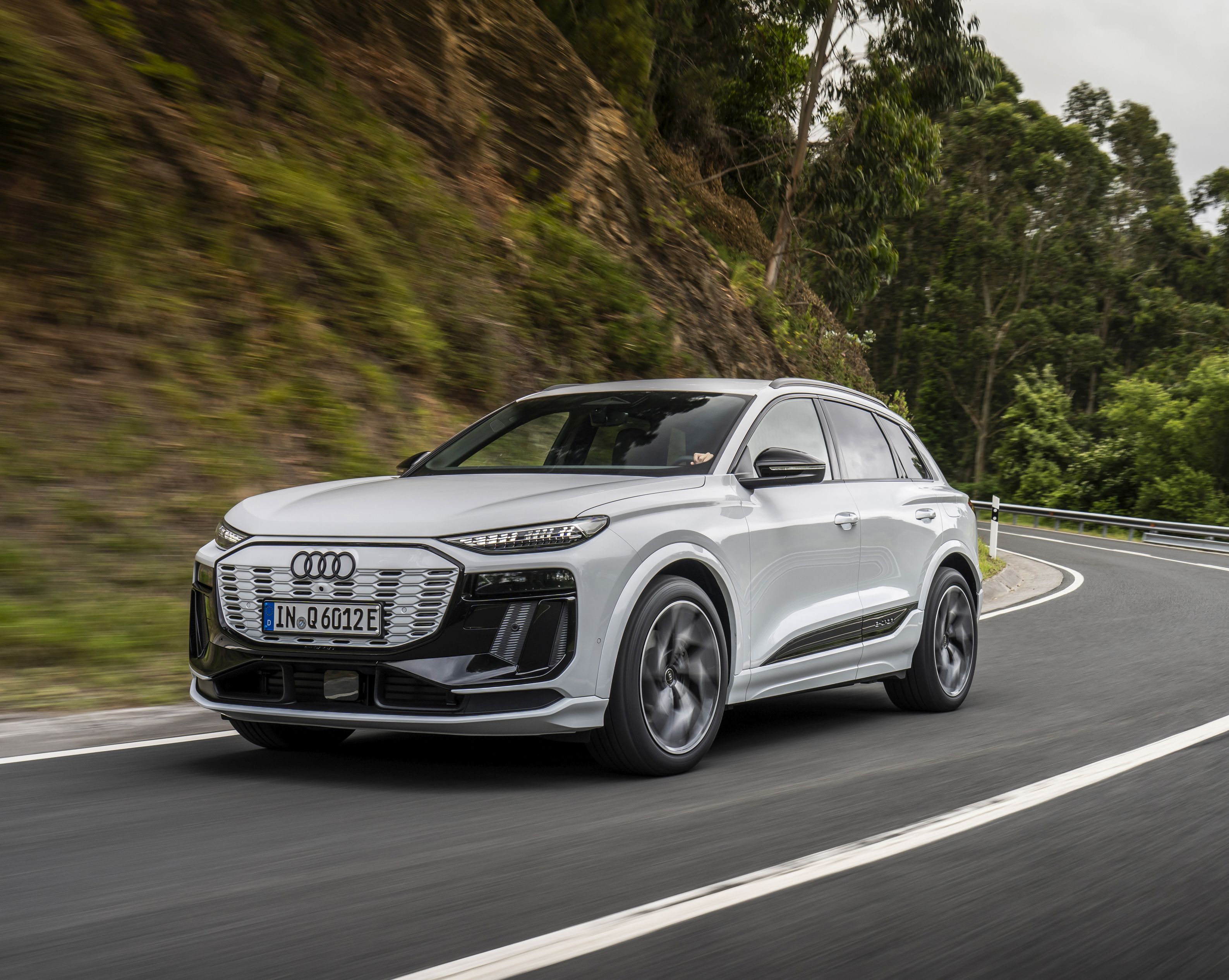 Győr kivételével szenved az Audi - JÁRMŰIPAR.HU