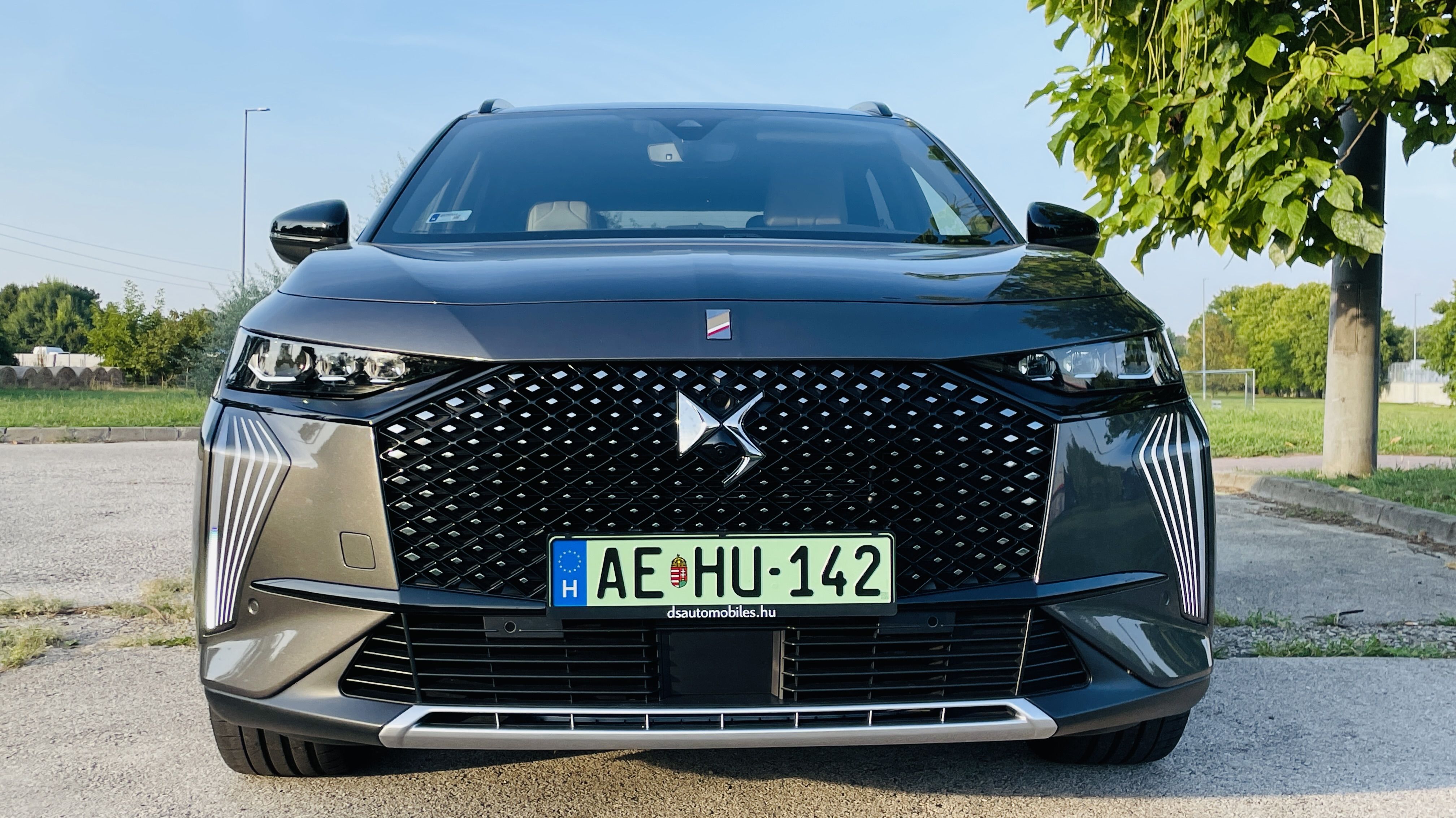 DS 7 E-Tense 4x4 teszt: francia módi - JÁRMŰIPAR.HU